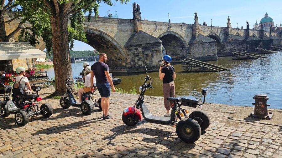 Prague: City Highlights Tour by Electric Trike - Who Will Appreciate This Tour?