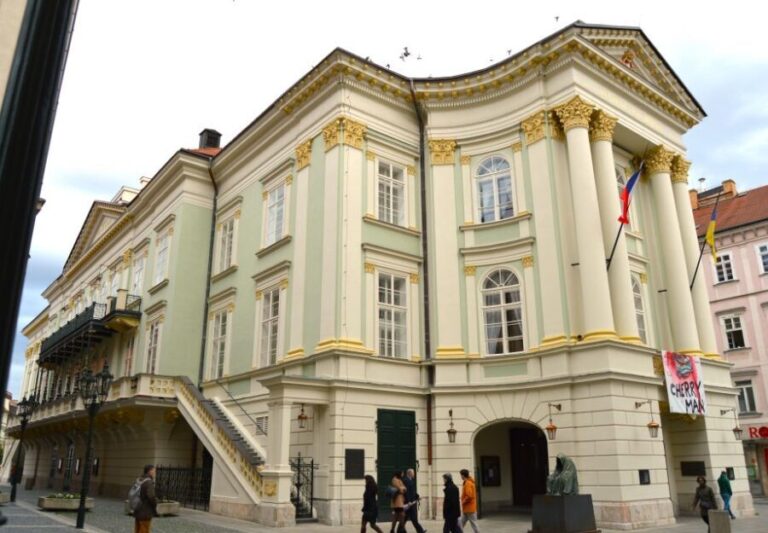 Prague: National Museum Ticket & Online Audioguide City Tour - Why You Should Consider This Tour