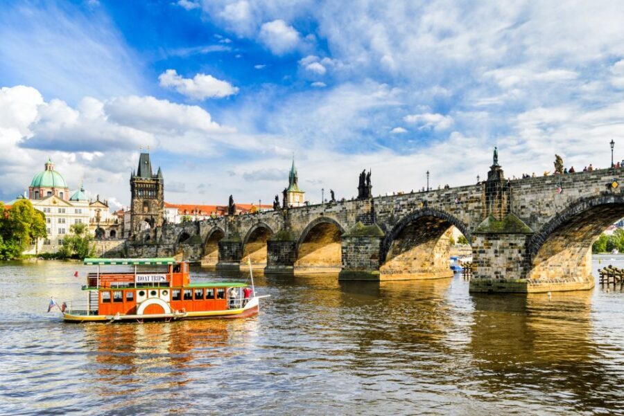 Prague: Prague Castle and Little Quarter Guided Walking Tour - Exploring Prague Castle