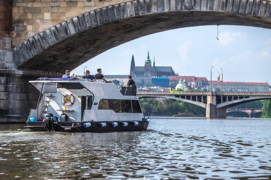 Prague: Private River Cruise with Unlimited Beer or Prosecco - Authentic Feedback & Real Experiences
