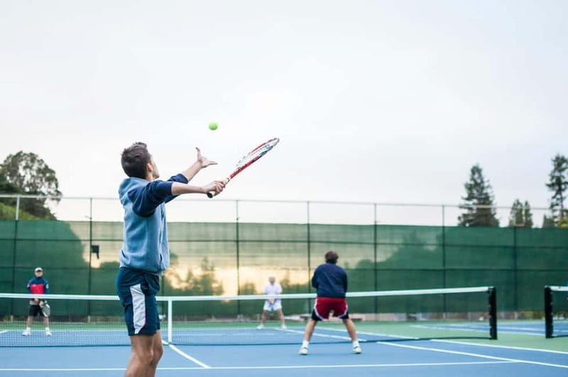 Prague: Tennis Game with Beer and Local Guide - What to Expect from the Experience