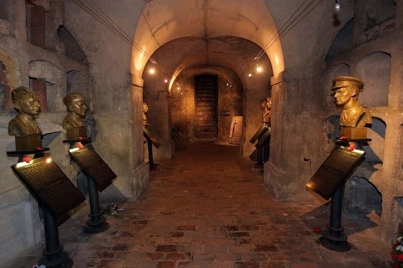 Prague: WWII Tour with Local Historian SMALL GROUP - The Sum Up