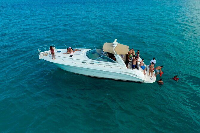 Premium Miami Yacht Tour Experience: Captain, Champagne & Party! - Real Guest Experiences