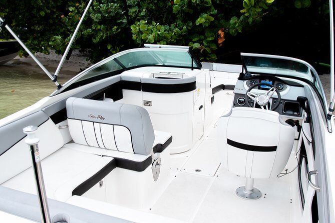 Private 4 hour Boat Rental with Captain in Fort Lauderdale! - What Makes This Experience Stand Out