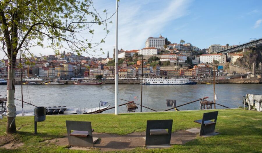 Private 4 hours tour of the "Main Monuments" in Oporto - How the Tour Works in Practice