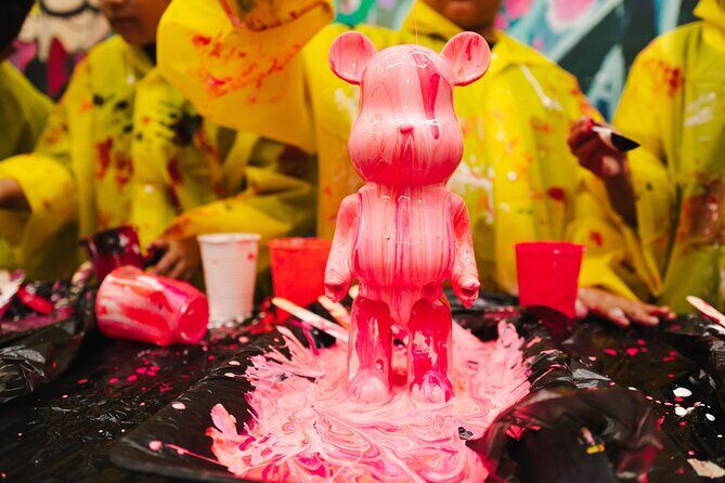Private Bear Painting Class in Chicago - FAQs