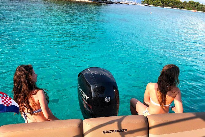 Private boat tour skippered by a local expert - fully customizable - Exploring the Croatian Coast with Your Own Touch