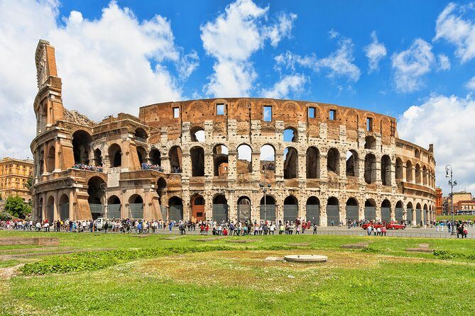 Private Colosseum Roman Forum and Palatine Hill with pick-up - An Introduction to the Tour Experience