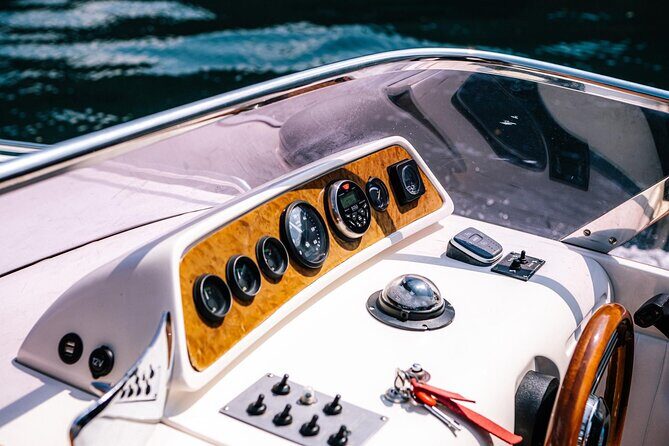 Private Cruise on Lake Como with Luxury Motorboat from 1H to 4H - The Guides & Their Stories