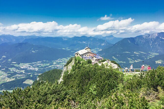 Private day trip from Munich to Eagle's Nest, Salzburg and back - Detailed Itinerary and Expectations