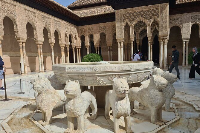 Private excursion to the Alhambra and Generalife - Detailed Breakdown of the Itinerary