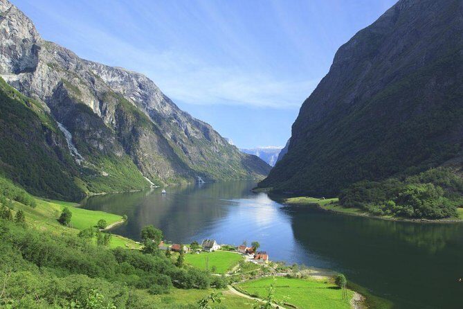 Private Full-Day Round Trip from Oslo to Sognefjord via Flåm Railway - Practical Details and Tips