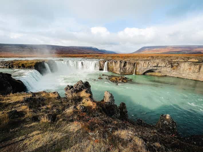 PRIVATE Godafoss Waterfall, Myvatn and Baths - The Itinerary in Detail: What to Expect