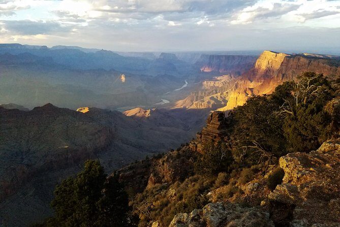 Private Grand Canyon Day Tour - The First Stop: Grand Canyon Village and El Tovar