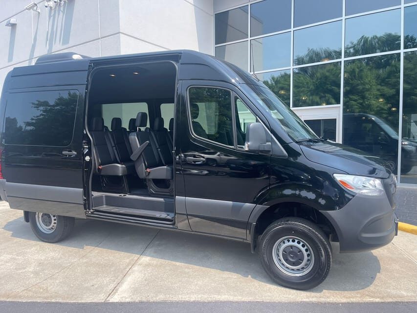 Private Group Transfer: Newark to Manhattan-Up to 11 Pax - What to Expect: An Inside Look