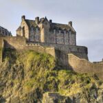 Private Guided Edinburgh Tour in a Premier Classic LEVC TXE - Key Points