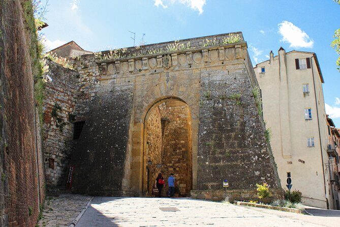 Private Guided Tour of Montepulciano with wine tasting - Detailed Itinerary Breakdown