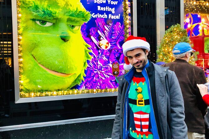 Private Holiday Movie Sites and City Lights Guided Tour - Transportation and Comfort