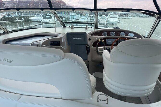 Private Luxury Charter on Potomac River - What Its Like Onboard