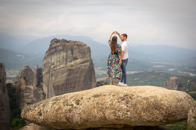 Private Meteora Photo Shoot with a Professional Photographer - Practical Considerations