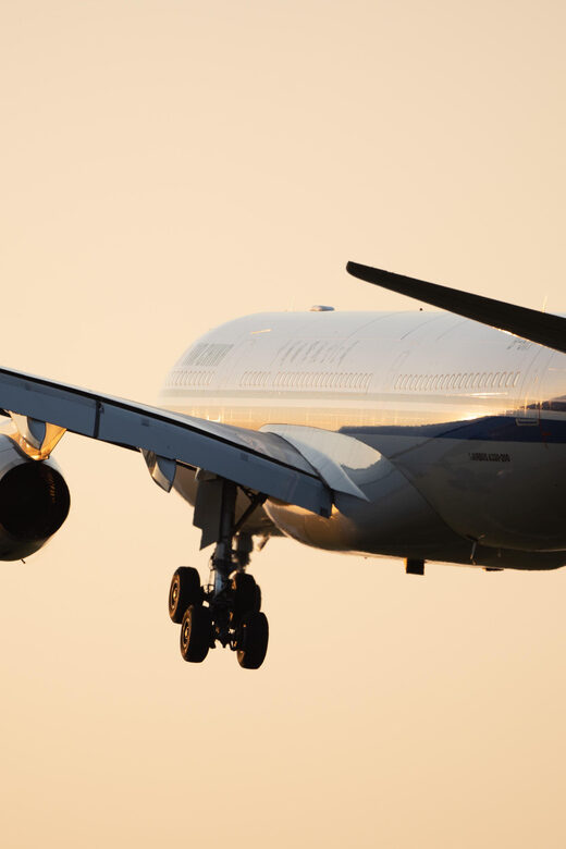 Private NYC Airport Transfer: LGA to Manhattan - Up to 5 - What to Expect from the Experience