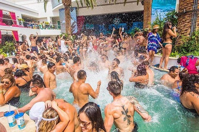 Private Party Bus Dayclub Crawl - Visiting Las Vegas’s Top Pool Parties