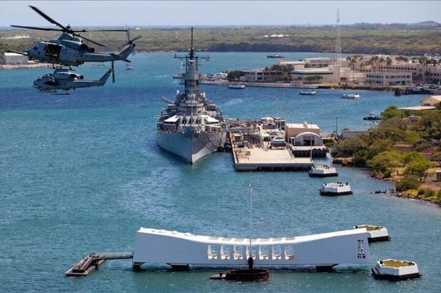 Private Pearl Harbor USS Arizona and USS Missouri - An Authentic, Well-Structured Journey Through History