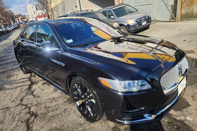 Private Round Trip EWR Newark Airport to and from New York City - Flexibility and Customization