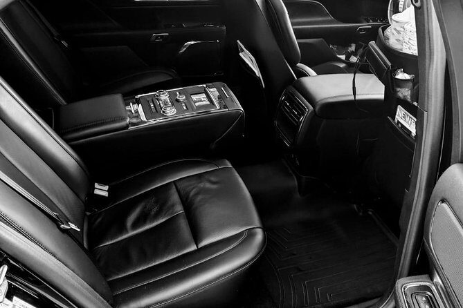 Private Sedan Transfer from Chicago Downtown to Midway airport - Who Will Benefit Most from This Service?