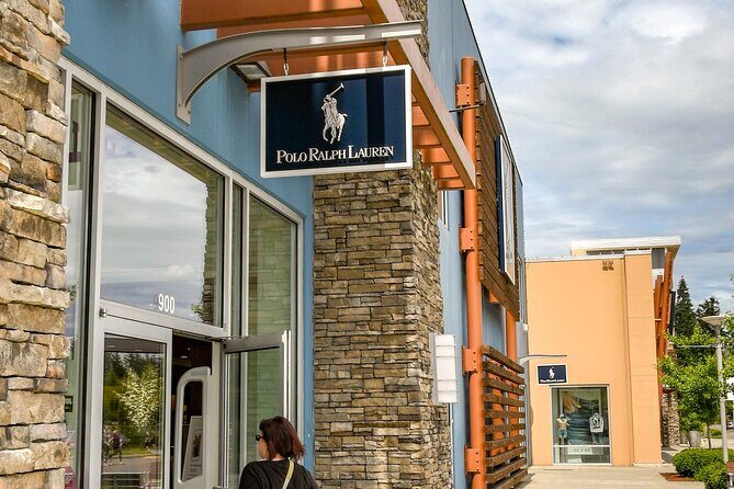 Private Shopping Tour from Seattle to Seattle Premium Outlets - A Closer Look at What You’ll Experience