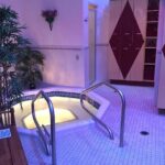 Private Spa Experience with Jacuzzi, Sauna and Hot Stone Massage - A Closer Look at the Reviews