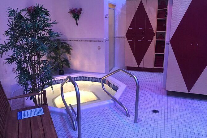 Private Spa Experience with Jacuzzi, Sauna and Hot Stone Massage - A Closer Look at the Reviews