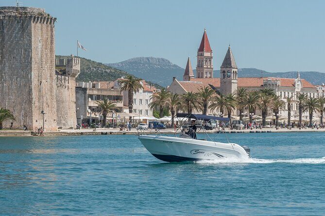 Private speedboat custome-made tour / from Trogir and Split - Who Will Love This Tour?