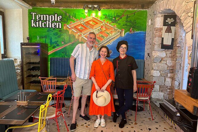 Private Split: History, Local Bites, Wine & Seafood Extravaganza - The Value of the Experience