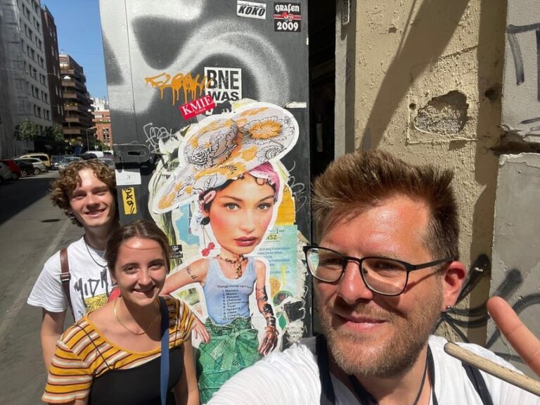 Private Street/Alternative tour - Who Will Enjoy This Tour?