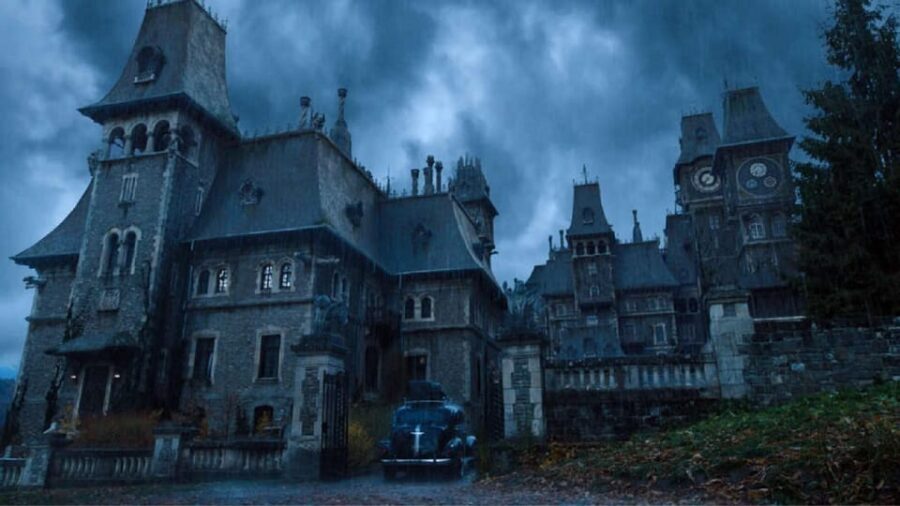PRIVATE TOUR Bucharest: Wednesday, Dracula & Pele 3 Castles - Who Would Benefit Most?