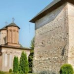Private Tour from Bucharest to Dracula's tomb and Mogosoaia - Who Is This Tour Best Suited For?