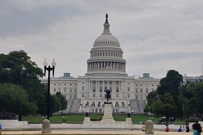 Private Tour from New York to Washington by train with official guide - The Meeting Point: Union Station