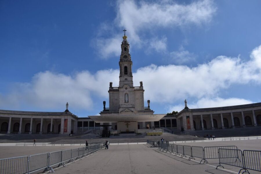 Private Tour from Porto to Fatima & Coimbra with Lunch - An In-Depth Look at the Tour Experience