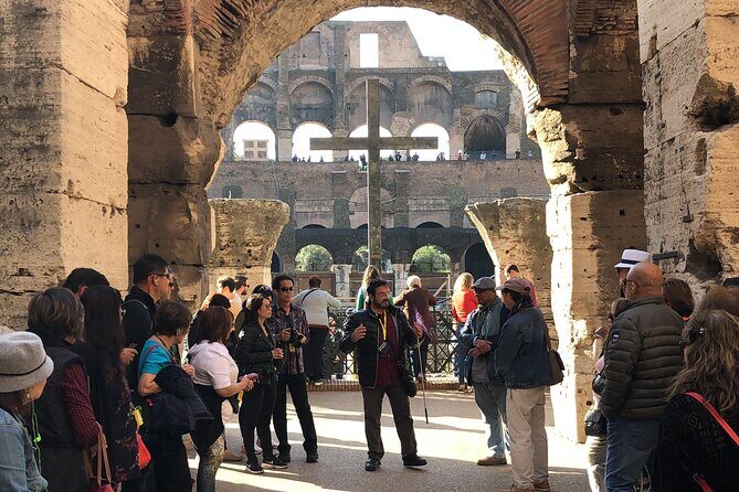Private Tour of Colosseum, Forum, Palatine Hill and arena floor - Meeting Point and Logistics