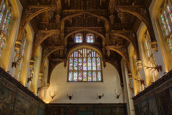 Private Tour of Hampton Court Palace with Award-Winning Architectural Historian - The Sum Up