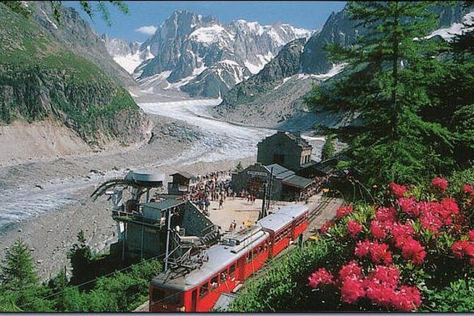 Private Tour to Chamonix Mont-Blanc from Geneva - First Stop: Montenvers Railway and Mer de Glace