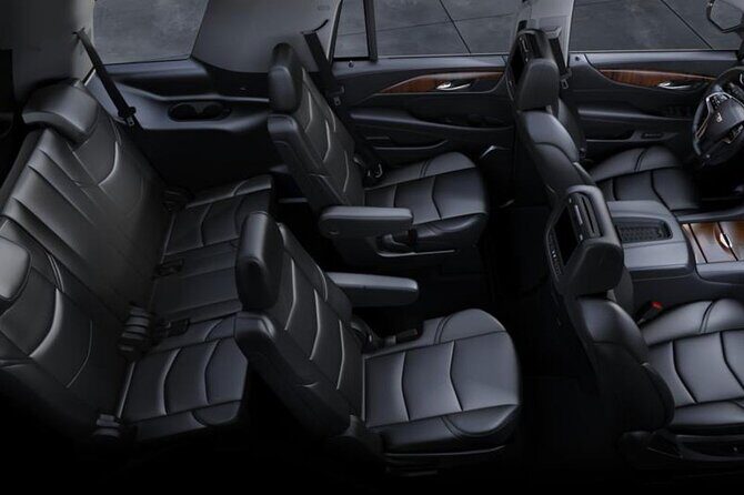 Private Transfer Chicago to Chicago Airport by Luxury Car or SUV - Is it Worth the Price?