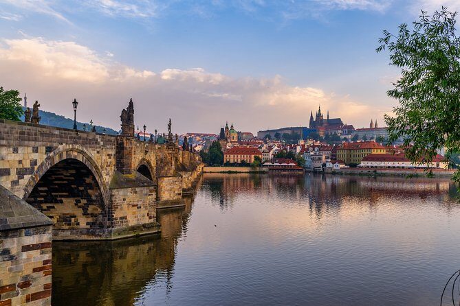 Private Transfer from Berlin to Prague with 2h of Sightseeing - A Closer Look at the Itinerary and Stops