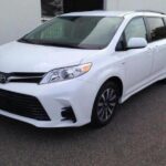 Private Transfer Seattle Airport SEA to Seattle City or Bellevue - The Luggage Experience