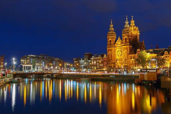 Private walking tour Amsterdam. English or Spanish. - Who Should Consider This Tour?