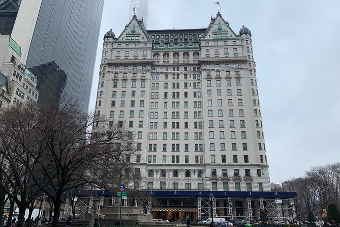 Private Walking tour: Jews of the Gilded Age: 5th Ave Mansions - A Deep Dive into the 5th Avenue Jewish Heritage Tour