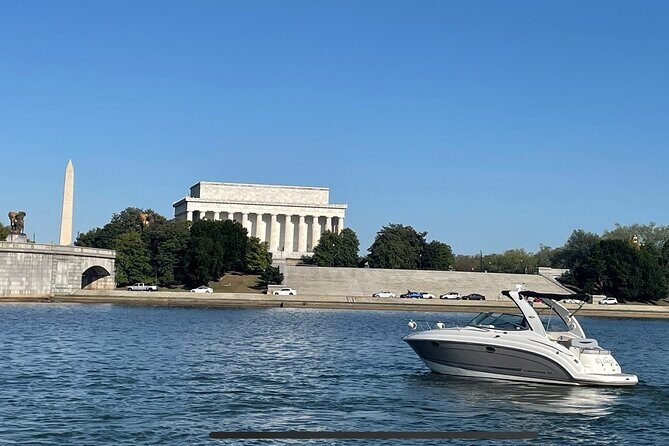 Private Yacht Tour along Washington DC Waterfront - The Bottom Line: Who Will Love This Tour?