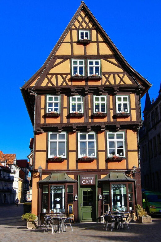 Quedlinburg Private Guided Walking Tour - The Charm of Half-Timbered Architecture and Medieval Streets