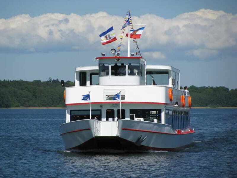 Ratzeburg Lake: 2-hour historical boat tour with entertainment - Pricing and Value
